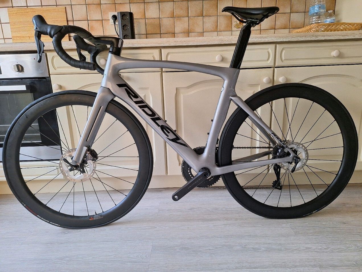 Ridley Noah Fast Disc - Shimano Ultegra DI2 2x12sp used in S | buycycle