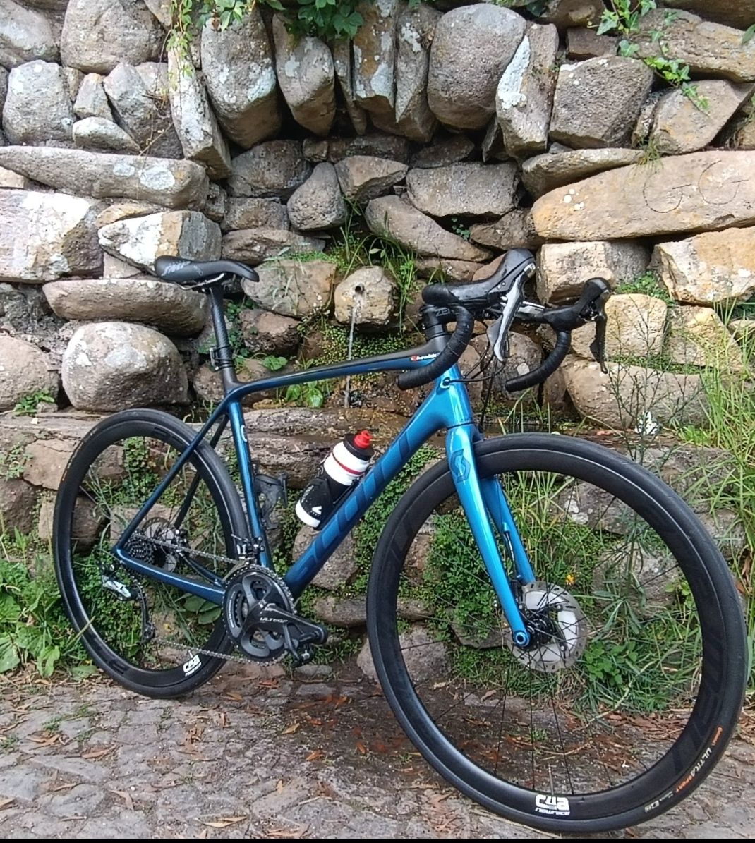 Scott Addict 20 disc used in M | buycycle