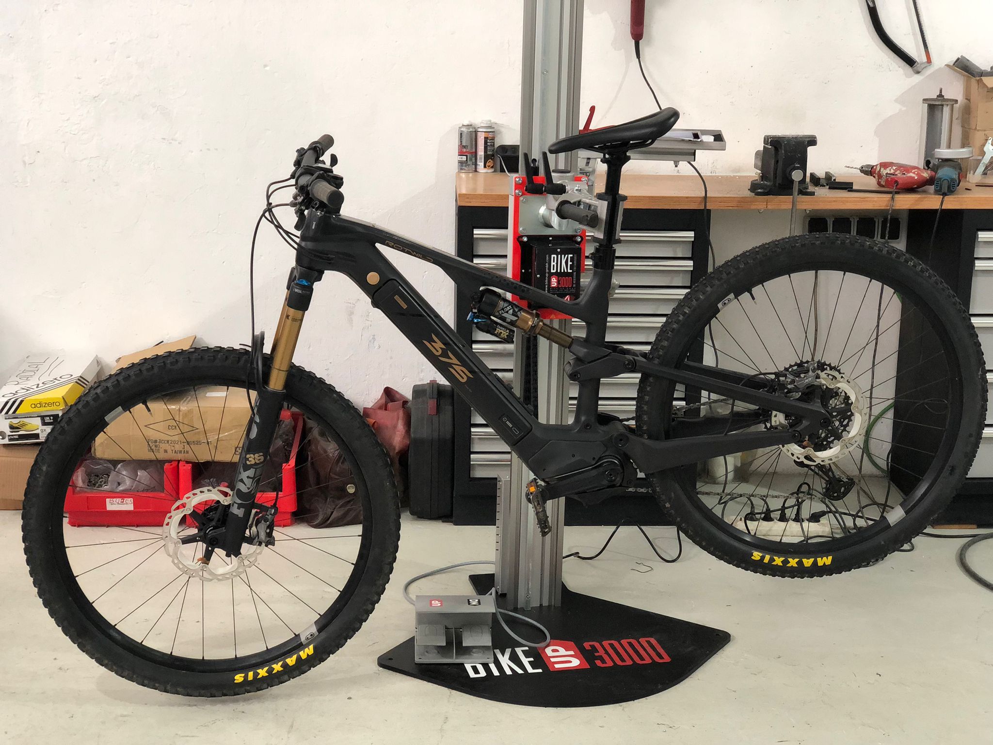 Rotwild R.E375 PRO gebraucht kaufen 44 cm | buycycle