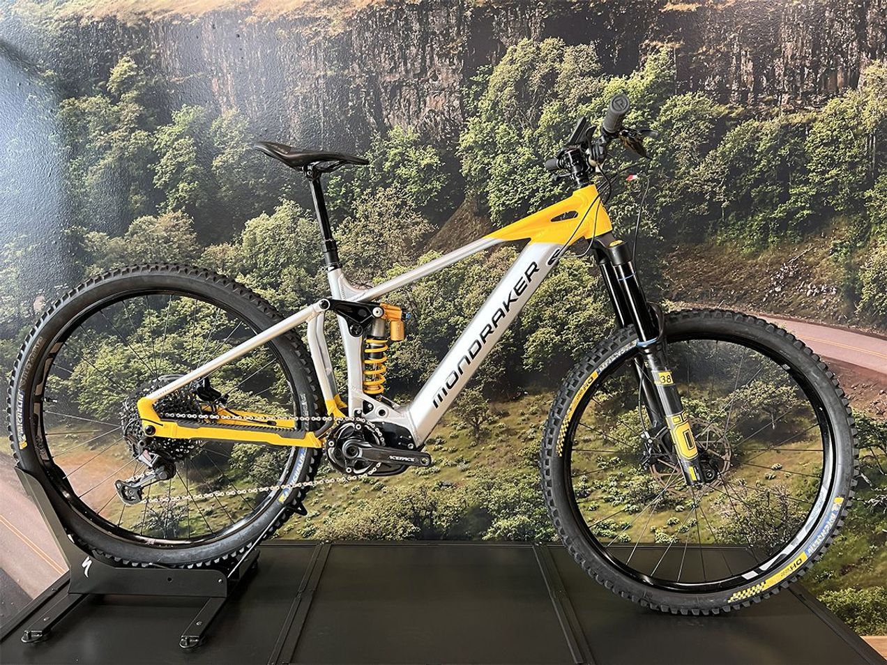 Mondraker Level RR used in M | buycycle