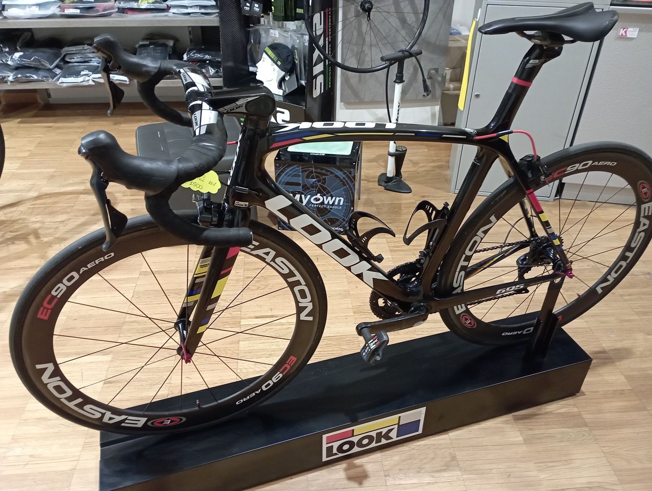 Look 695 Light used in 54 cm | buycycle