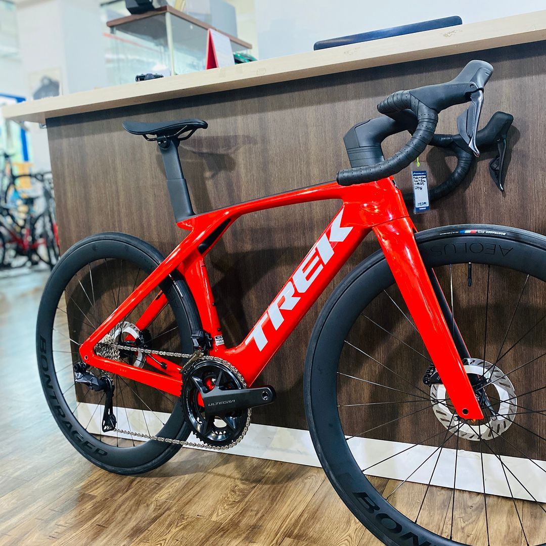 Trek Madone SLR 7 Gen 7 gebruikt in 52 cm | buycycle Nederland