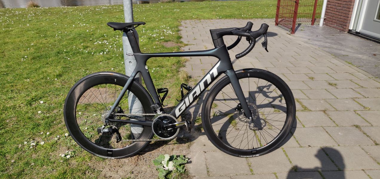 Giant Propel Advanced Pro Disc 1 used in 56 cm | buycycle