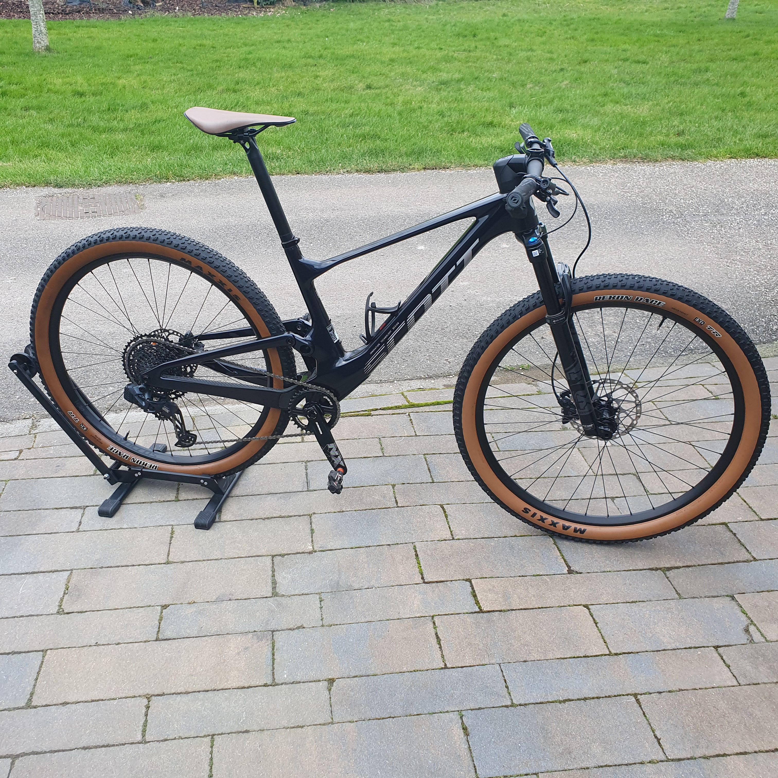 Scott Spark RC Comp used in M | buycycle