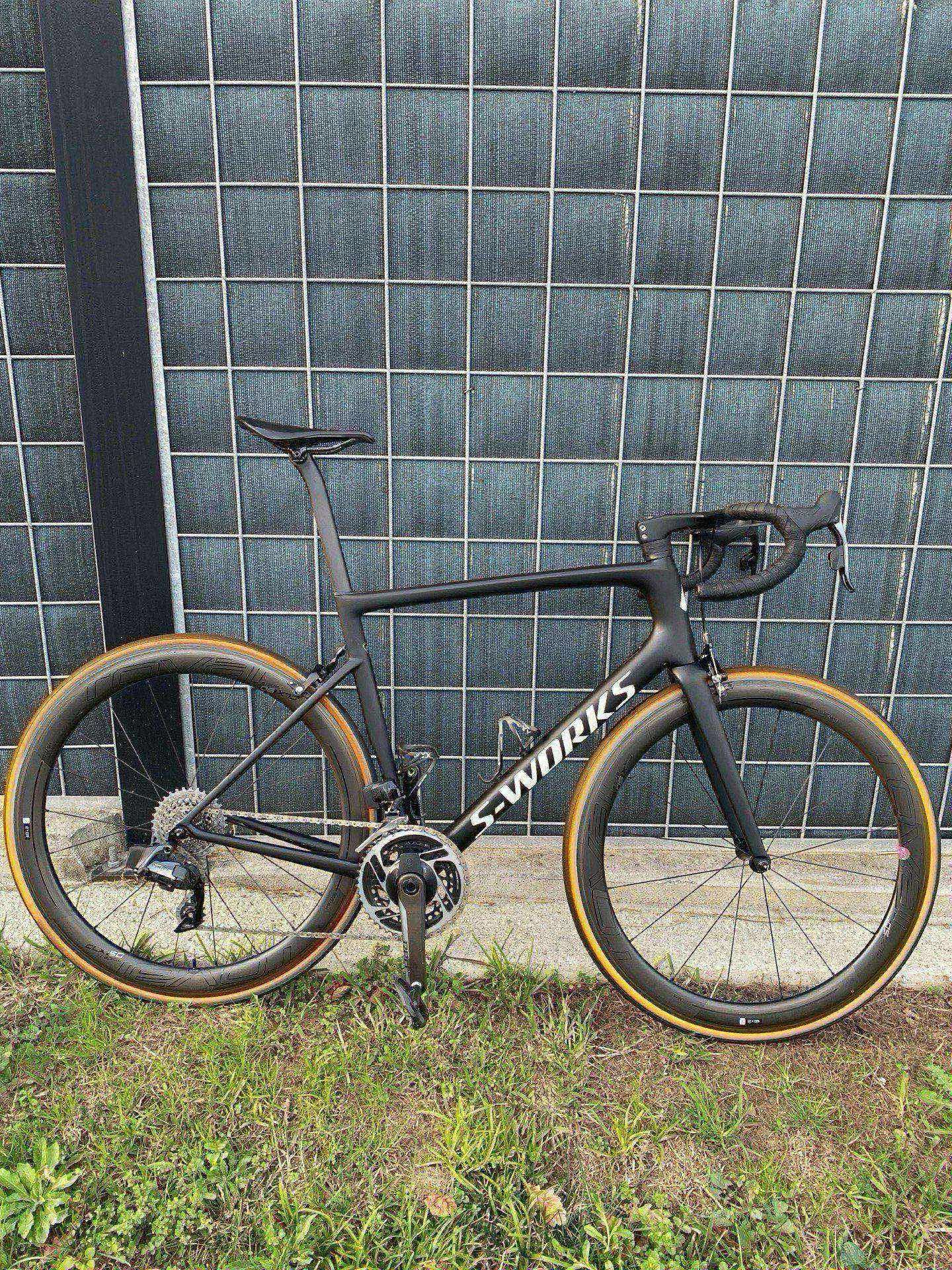 Specialized S-Works Tarmac SL6 - SRAM Red eTap AXS used in L | buycycle