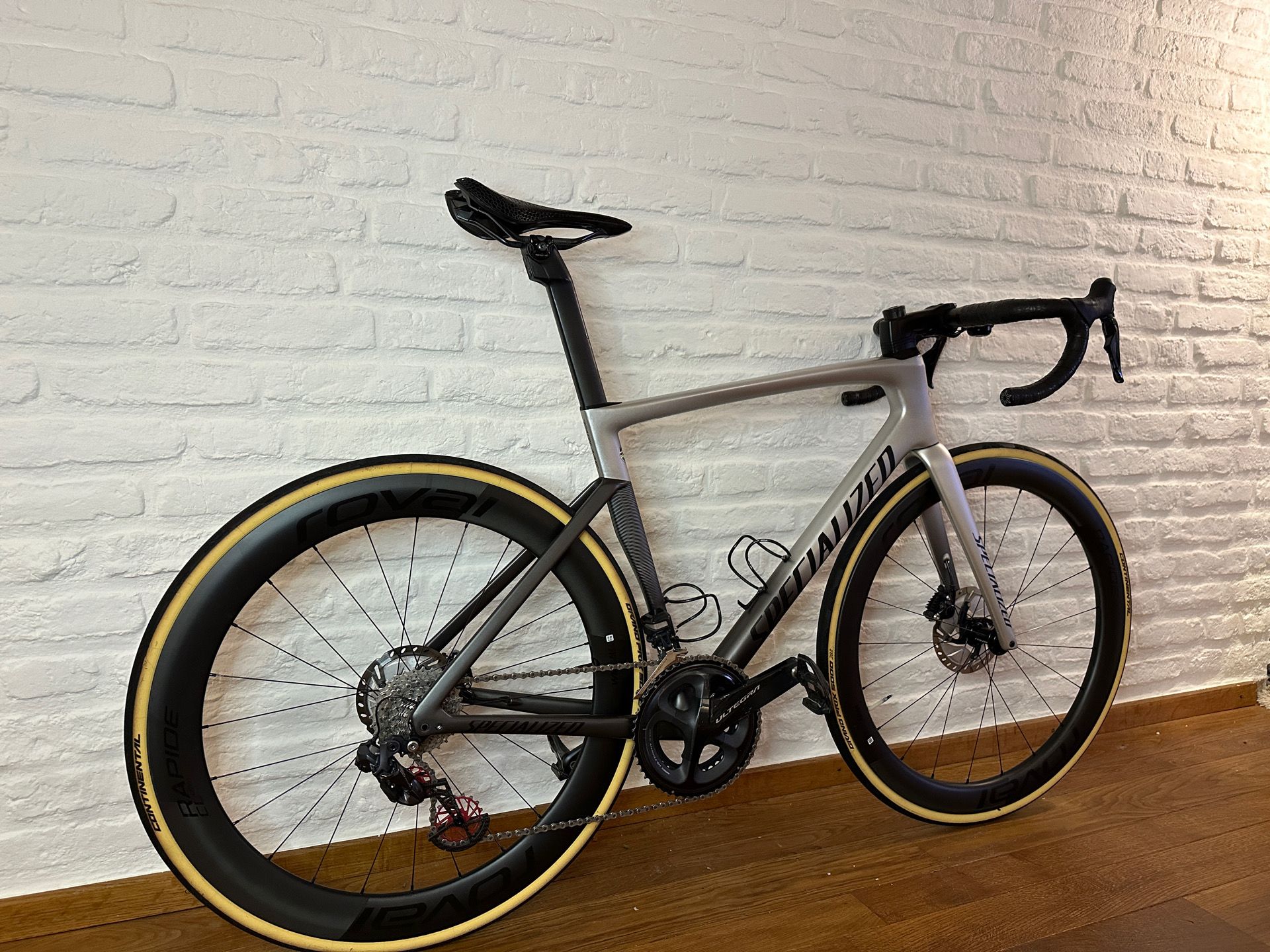 Specialized Tarmac SL7 Expert - Ultegra Di2 used in 56 cm | buycycle