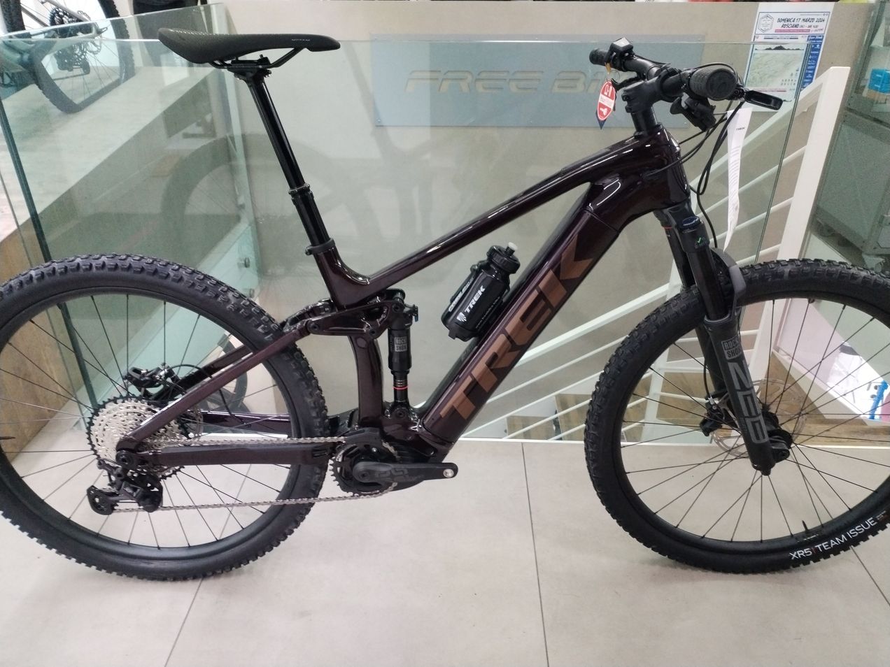 Trek Rail 9.7 Gen 4 used in L | buycycle