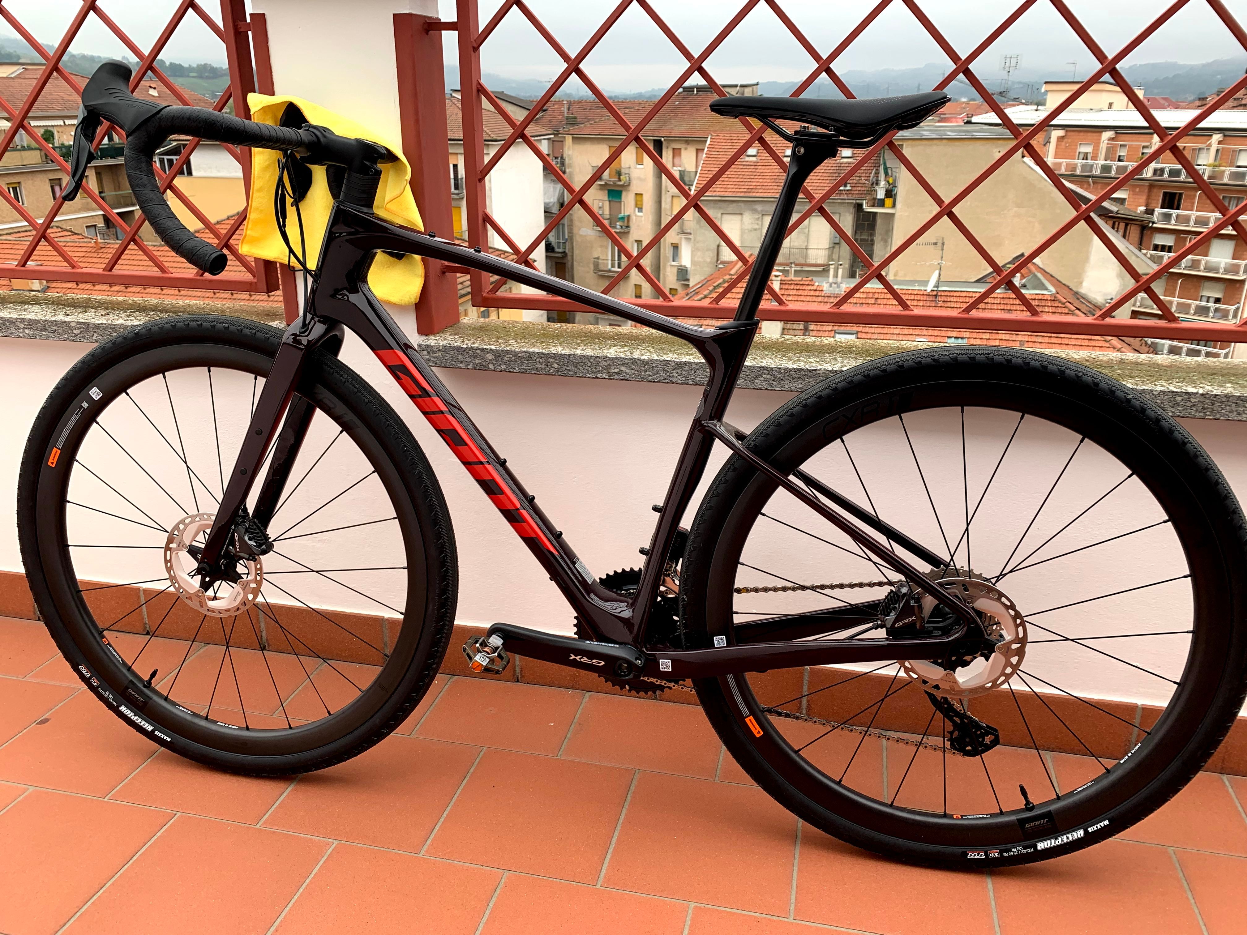 Giant Revolt, Advanced Pro 0 used in | buycycle USA