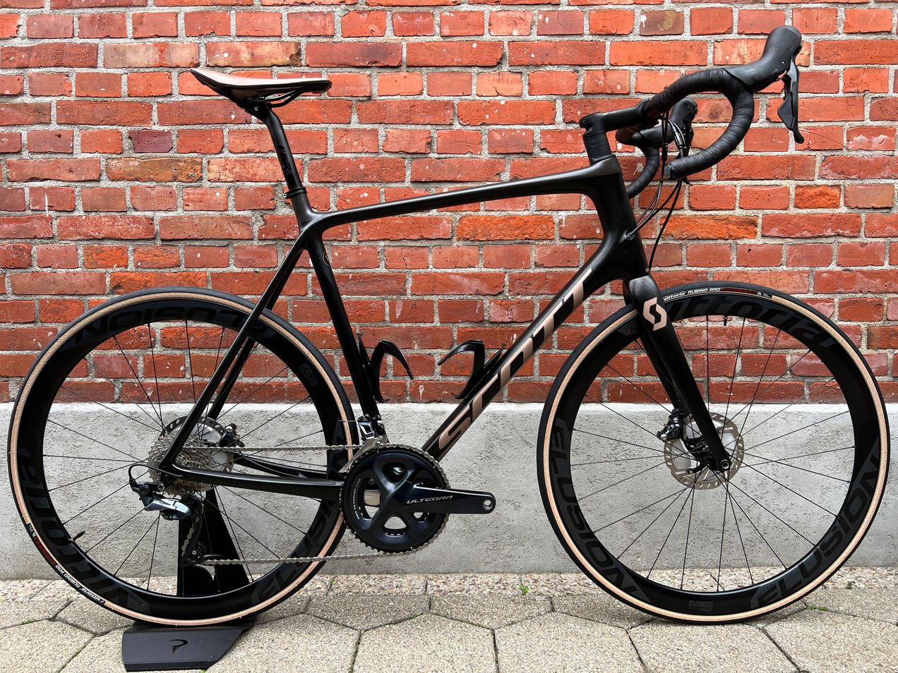 Scott Addict SE Disc/Carbon/Size 61/Shimano Ultegra/8,1kg/Vittoria ...