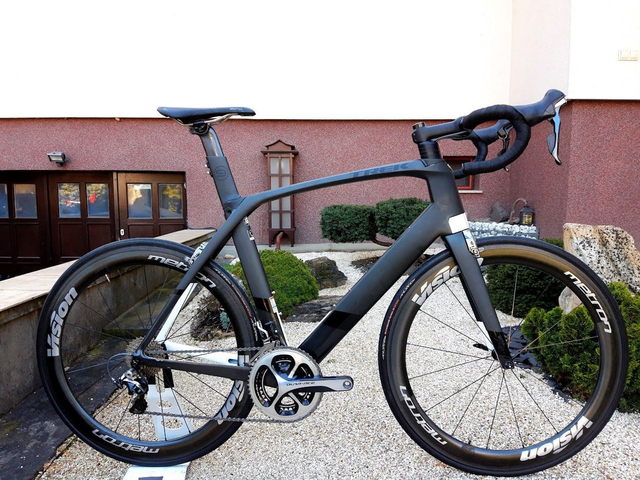 Trek Madone 9, Vison Metron Carbon, Dura Ace! used in 60 cm | buycycle USA