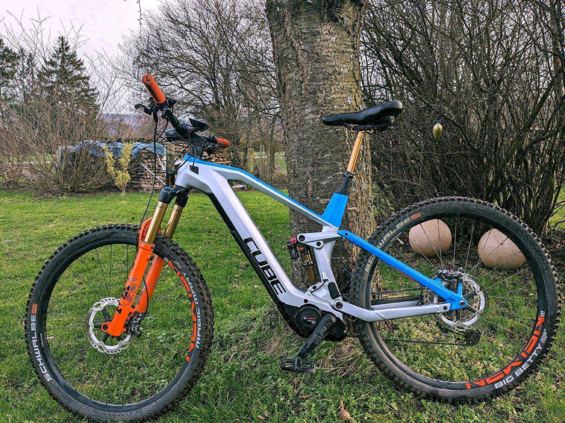 CUBE STEREO HYBRID 140 HPC ACTIONTEAM 625 KIOX used in LG | buycycle UK