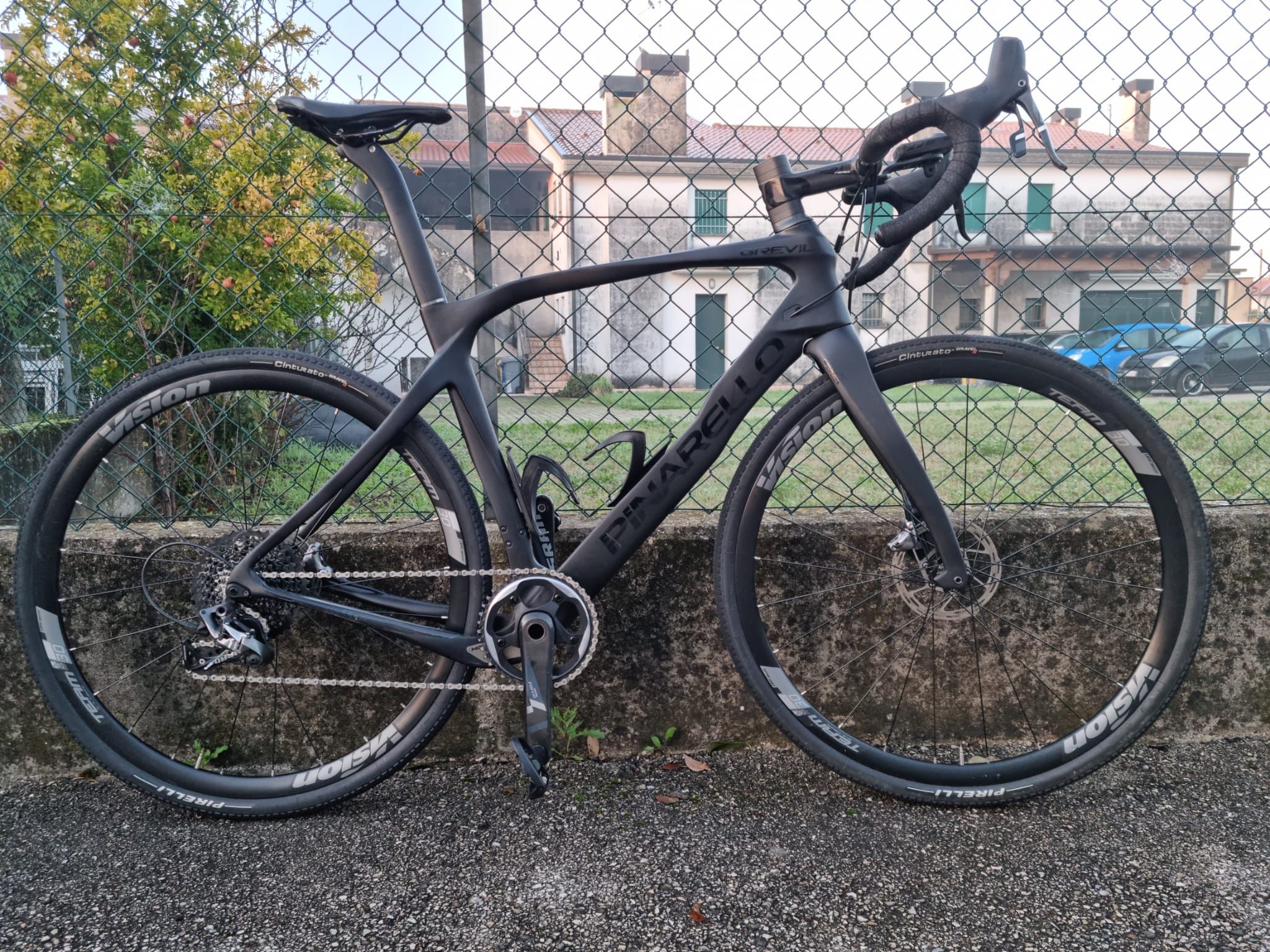 Pinarello grevil used in 56 cm | buycycle USA