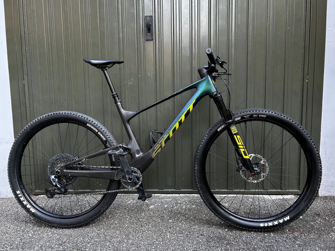 Scott Spark RC Team Issue AXS used in L | buycycle USA