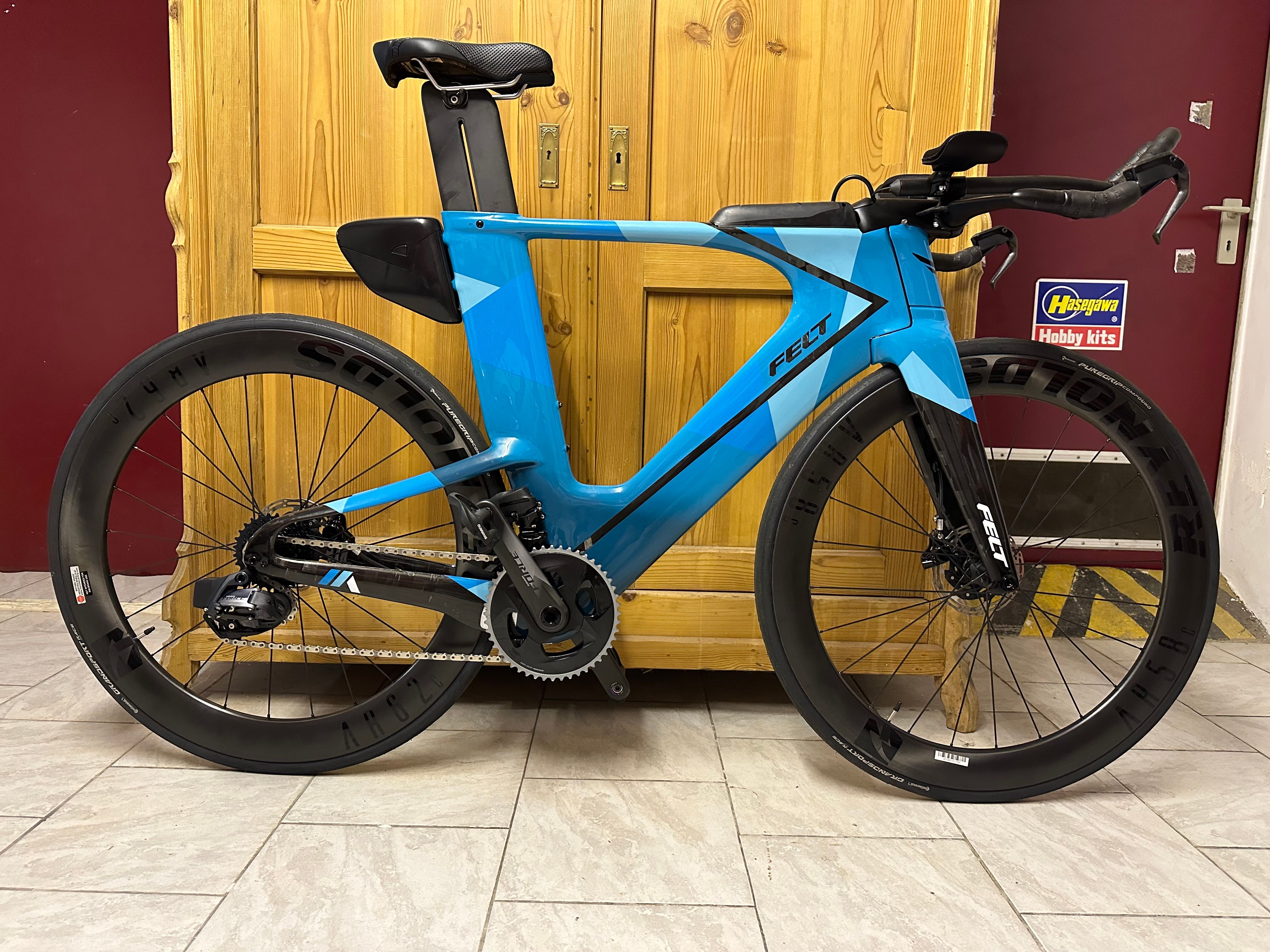 Felt IA Advanced Force eTap AXS utilizado en L | buycycle España