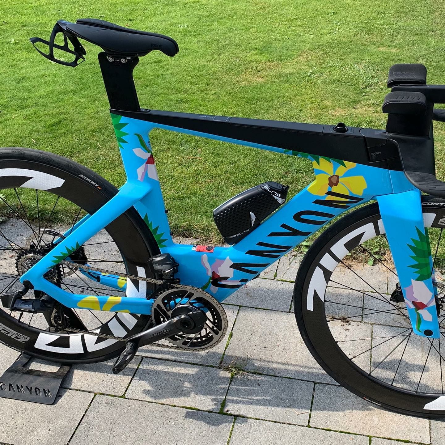 Canyon Speedmax CFR DISC Di2 used in LG | buycycle CA