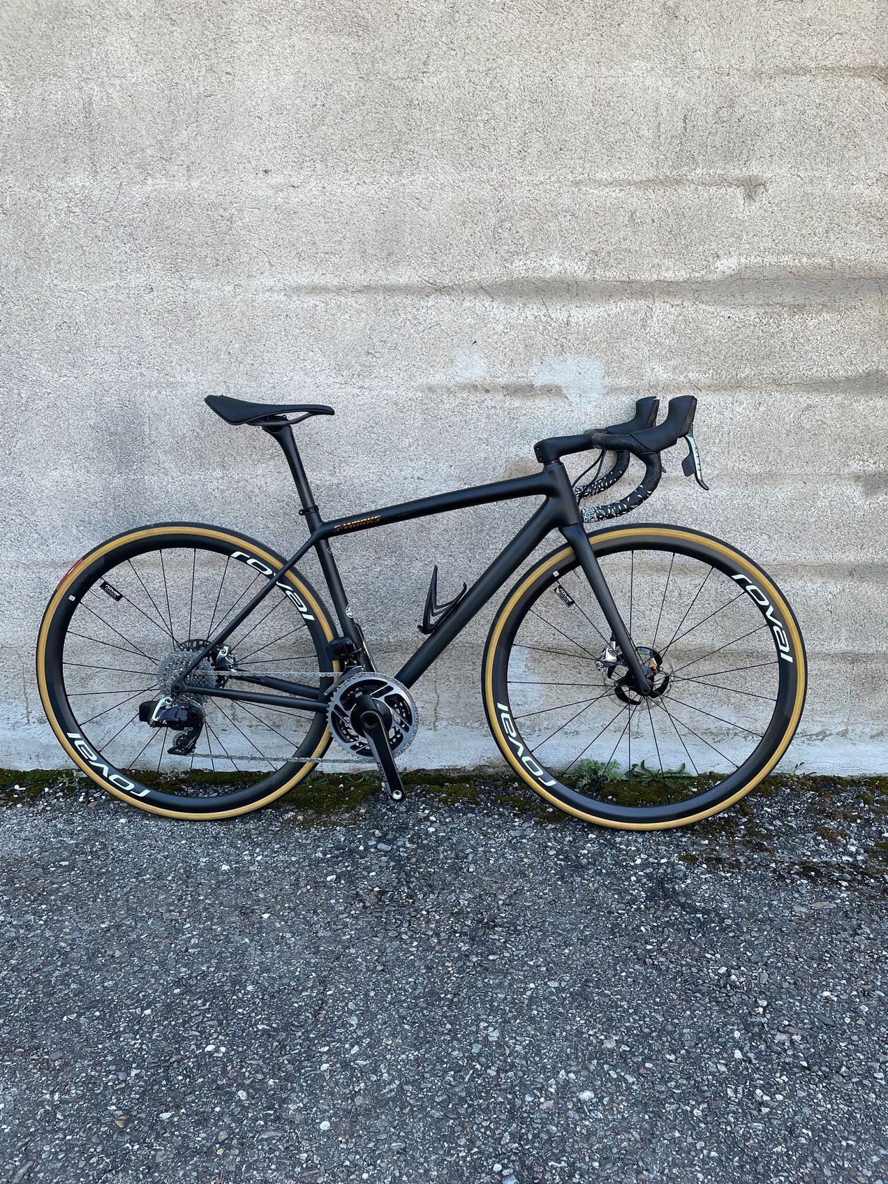 Specialized S-Works Aethos - SRAM Red eTap AXS used in 52 cm | buycycle USA