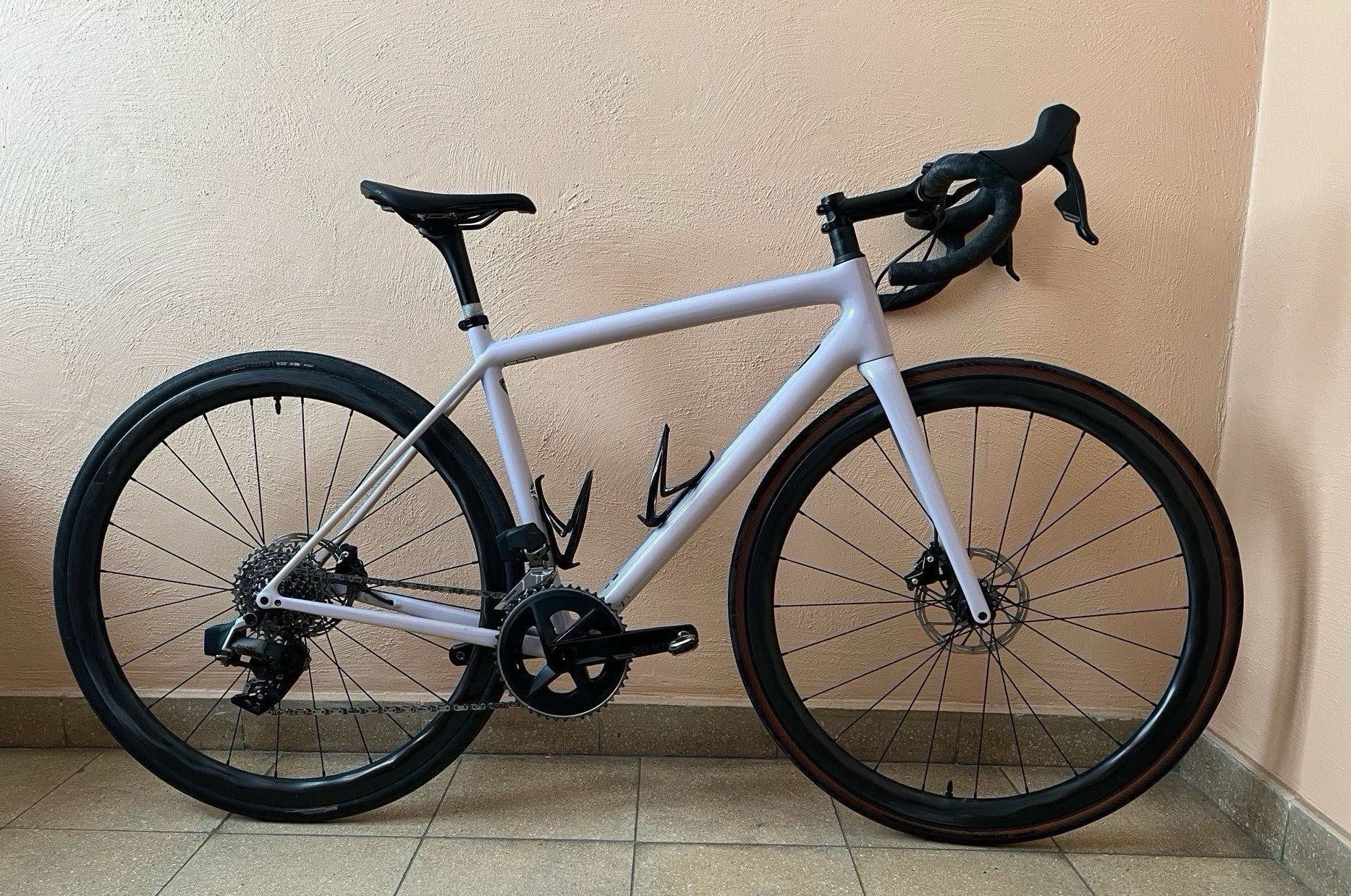 Specialized Aethos Comp - Rival eTap AXS used in 54 cm | buycycle NO