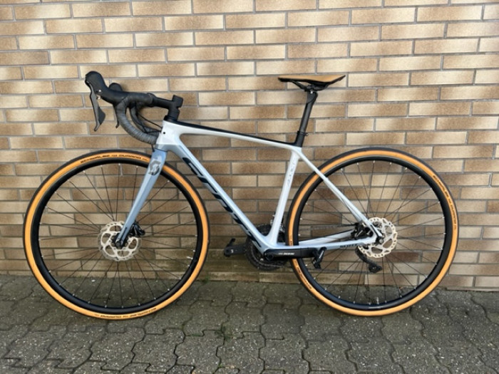 Scott Addict 20 disc used in SM | buycycle