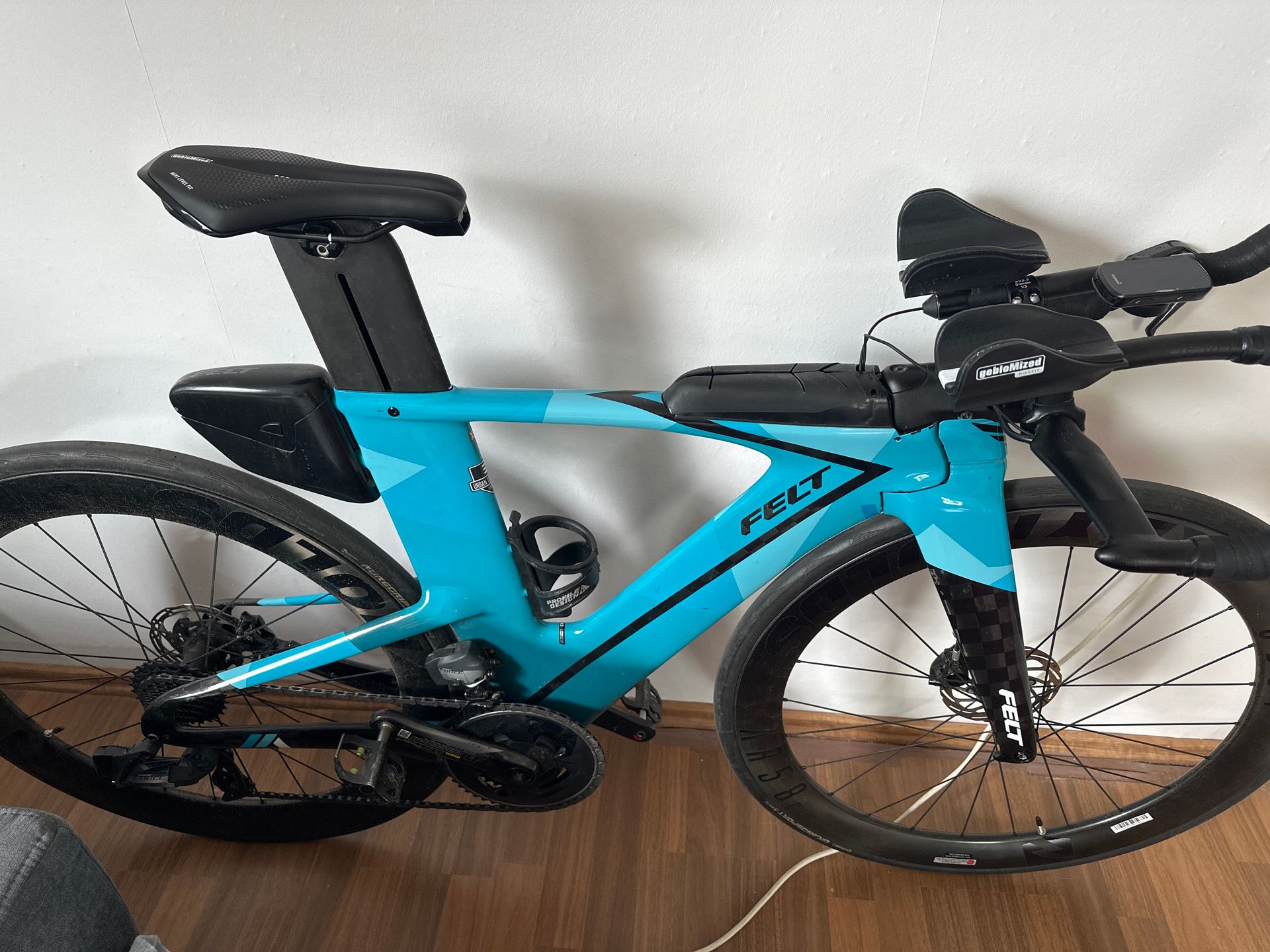 Felt IA Advanced Force eTap AXS used in XS | buycycle UK