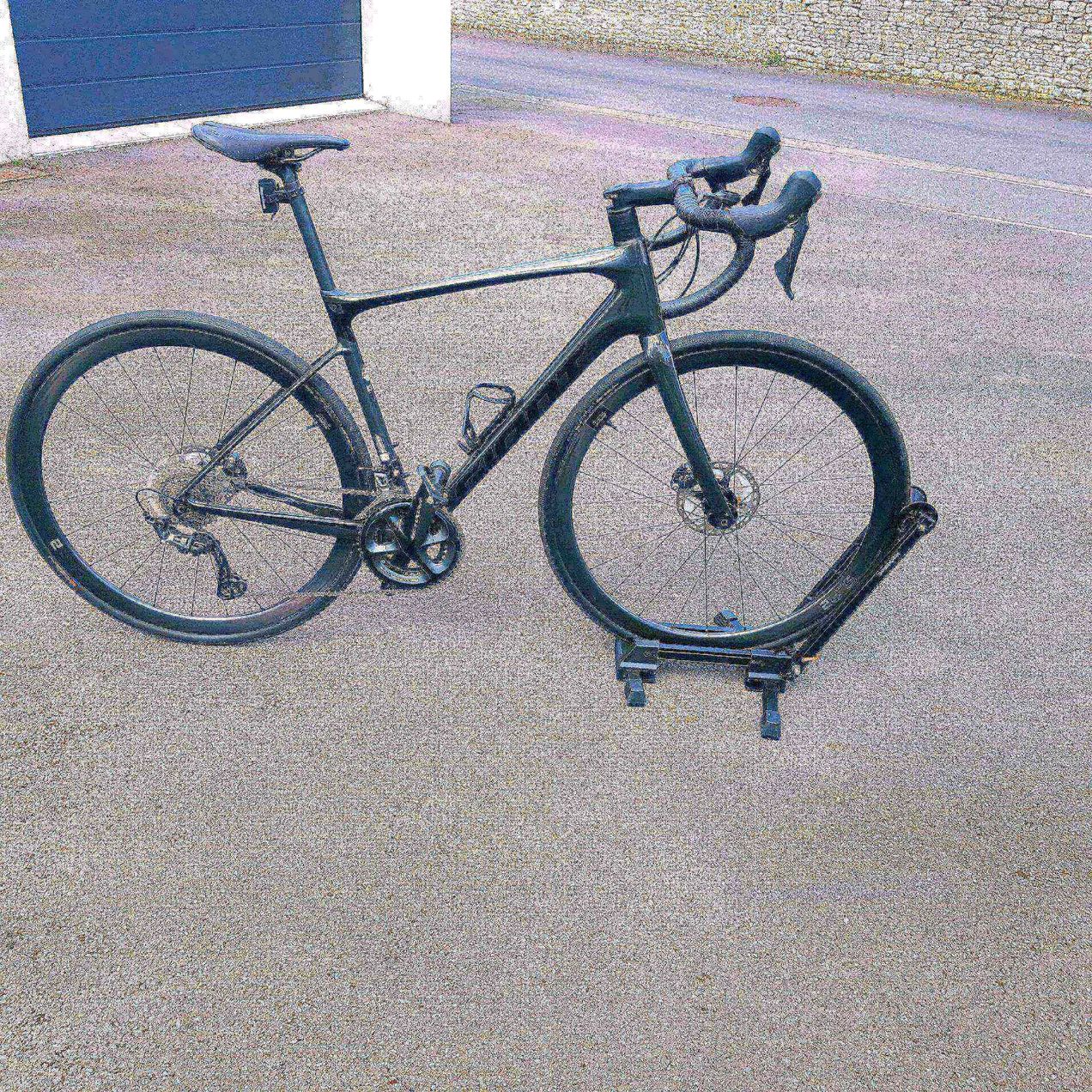 Giant Defy Advanced Pro, 2 Ultegra used in 54 cm | buycycle USA