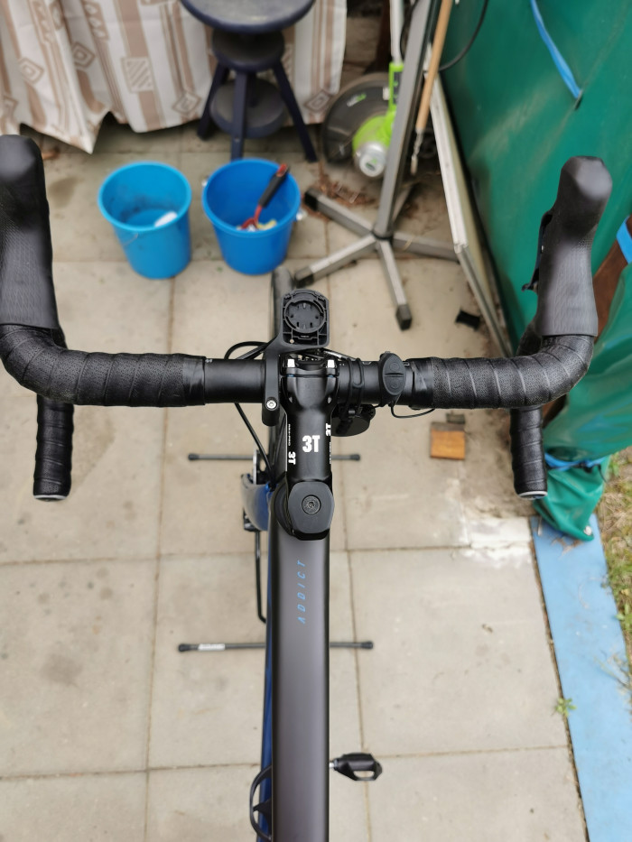 Scott Addict 10 disc carbon used in LG | buycycle