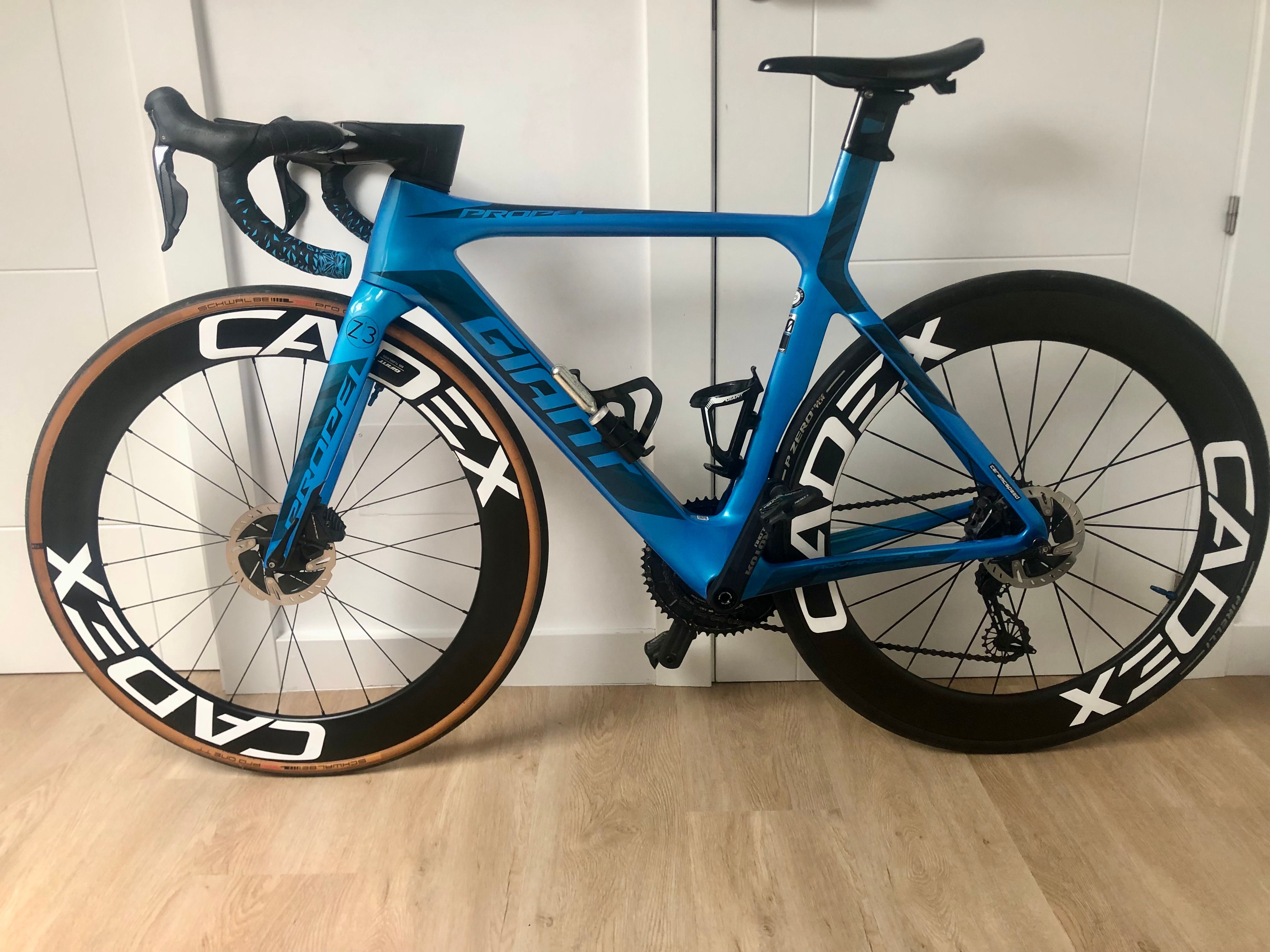 Giant Propel Advanced SL Disc used in 52 cm | buycycle UK
