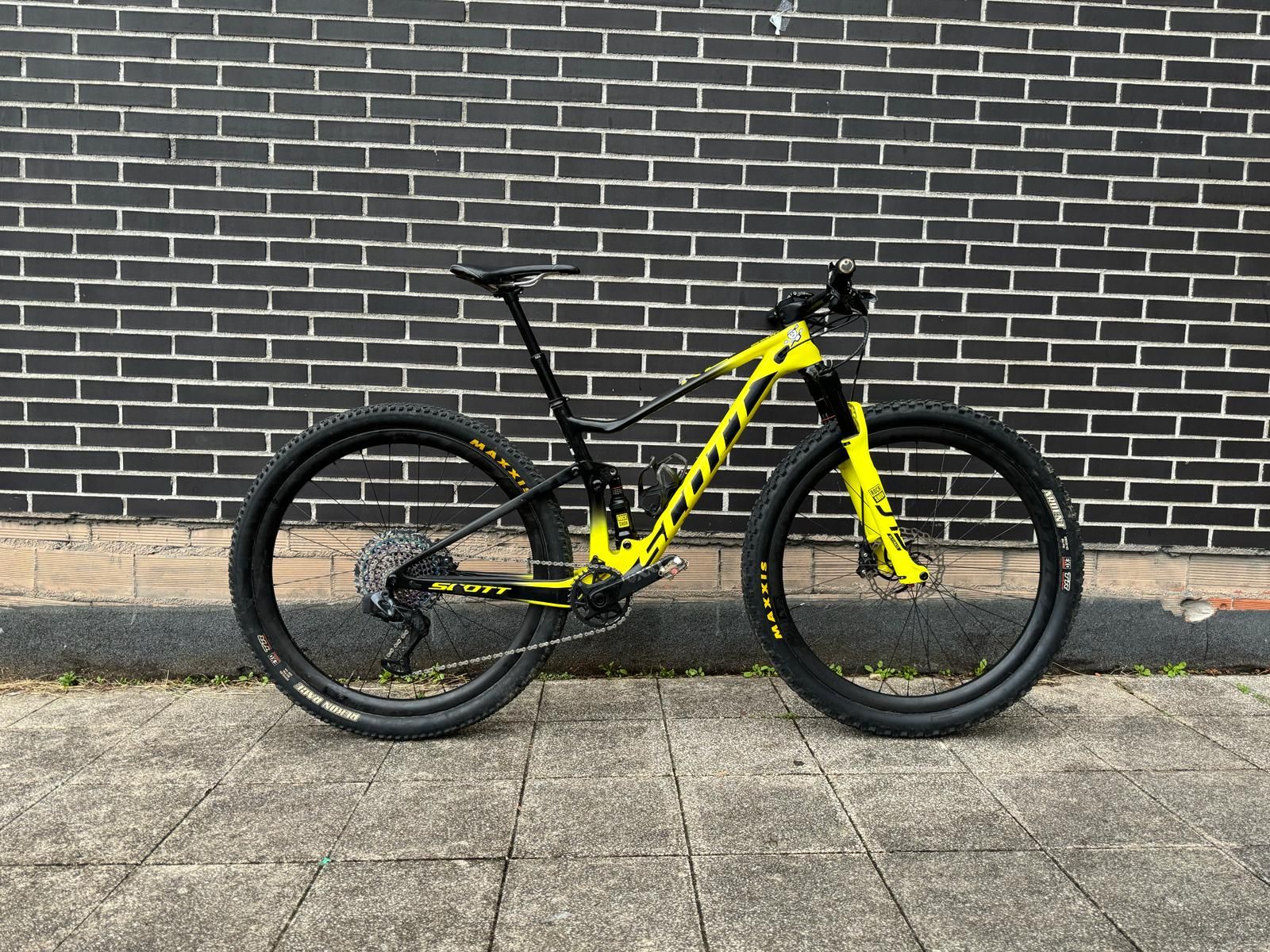 Scott Spark RC 900 World Cup AXS used in M | buycycle UK