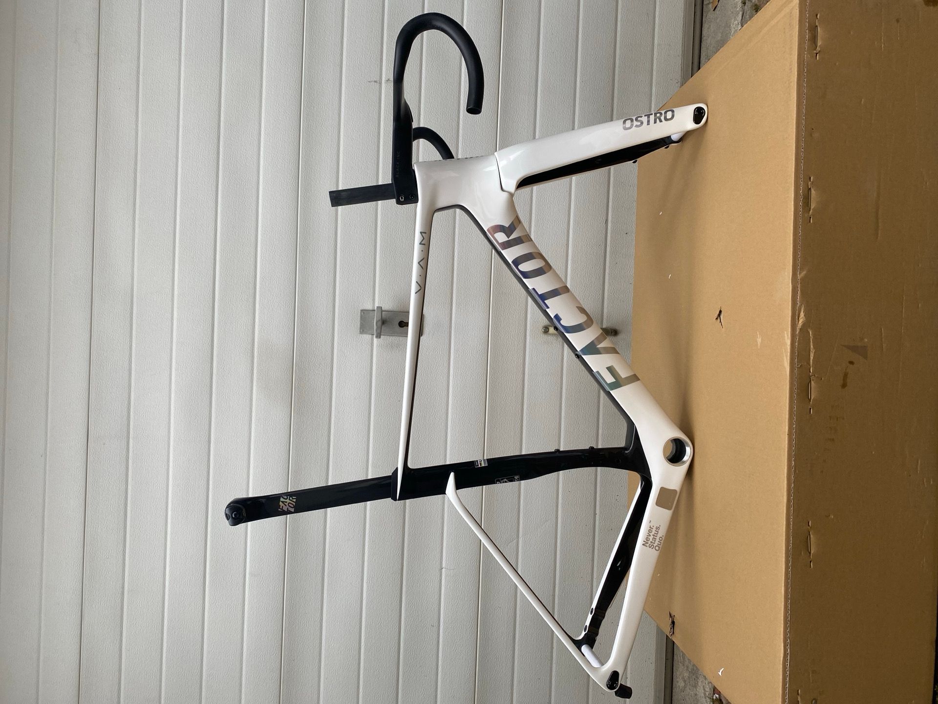 Factor OSTRO VAM - Frameset Premium used in 54 cm | buycycle UK