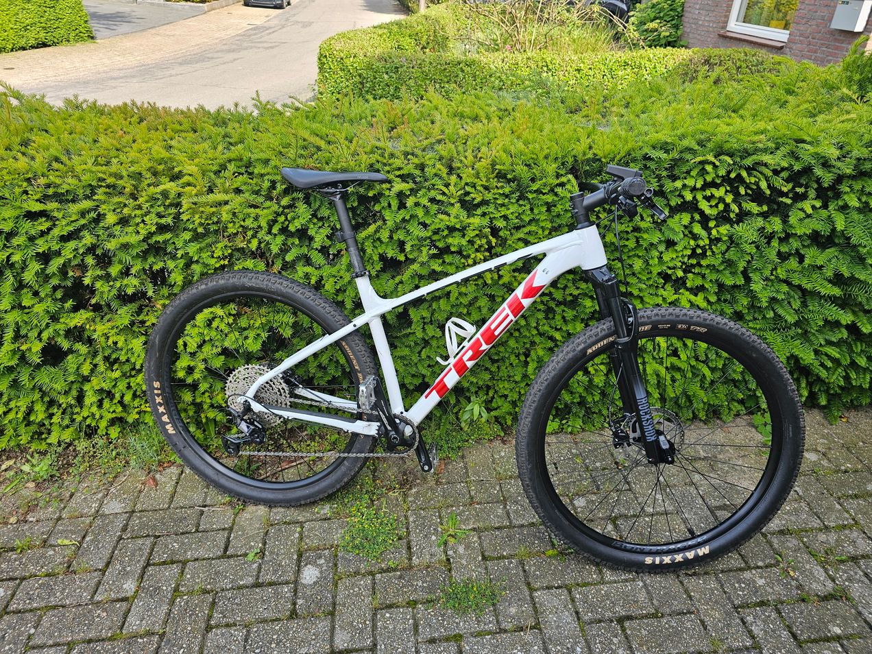 Trek X-Caliber 8 used in L | buycycle USA