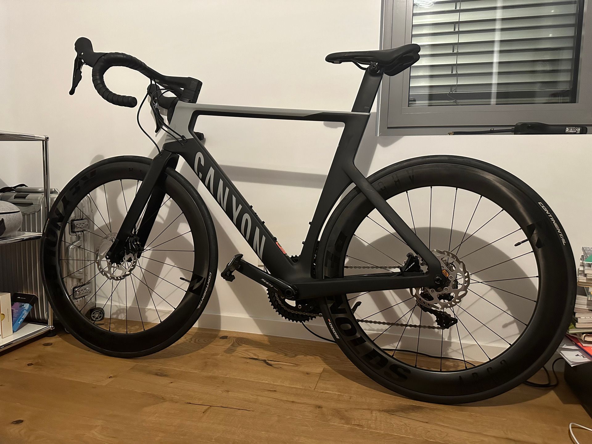 Canyon Aeroad CF SL 7 Disc used in LG | buycycle USA