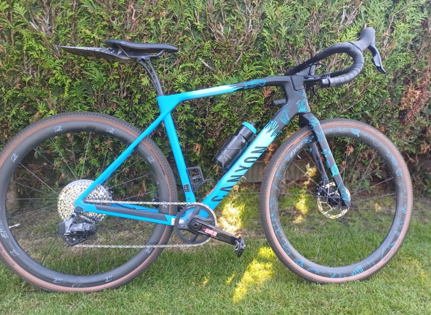 Canyon Grail CF SL 7 eTap used in M | buycycle USA