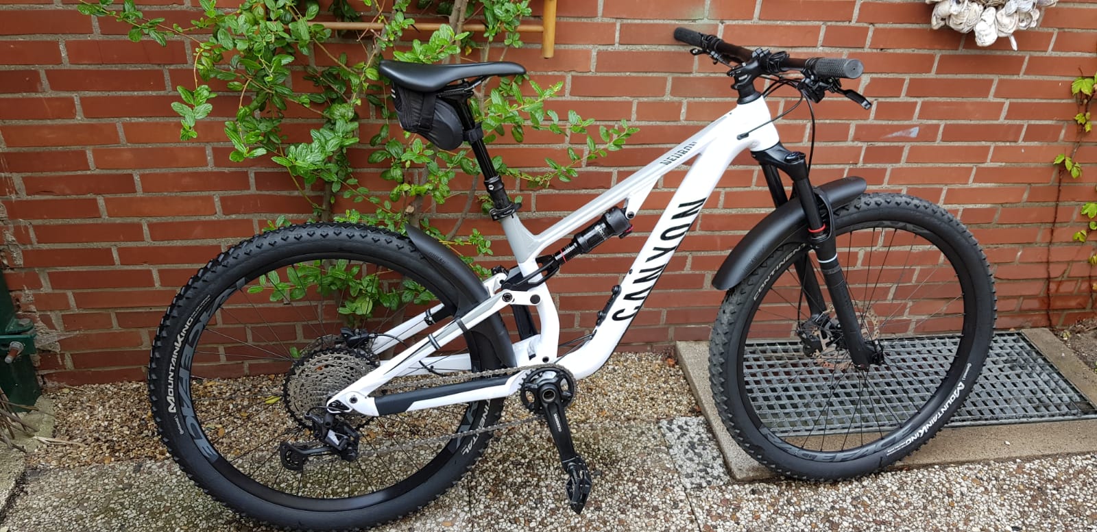 Canyon Neuron 6 WMN used in S | buycycle