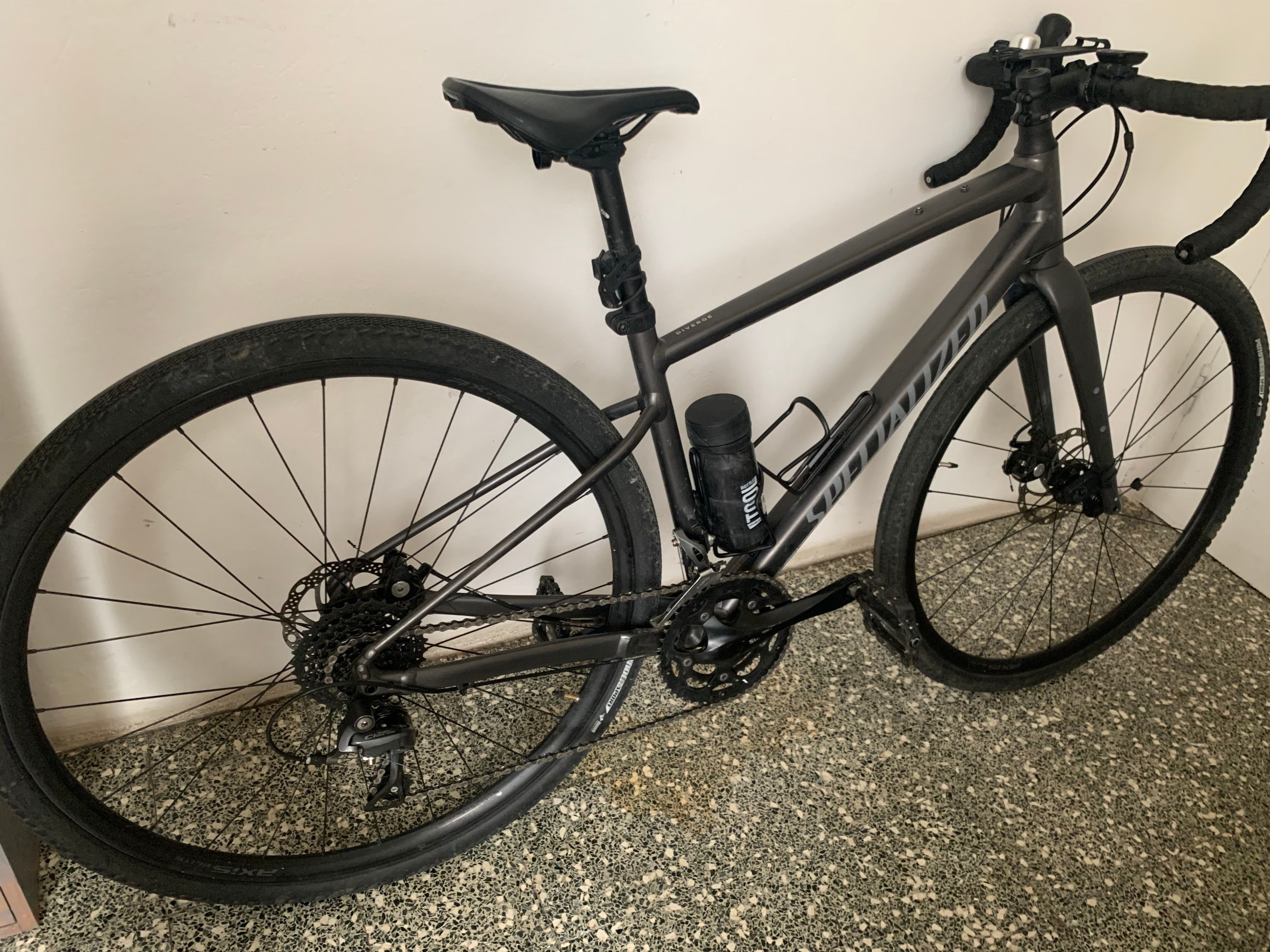 Specialized Diverge E5 used in 52 cm | buycycle USA