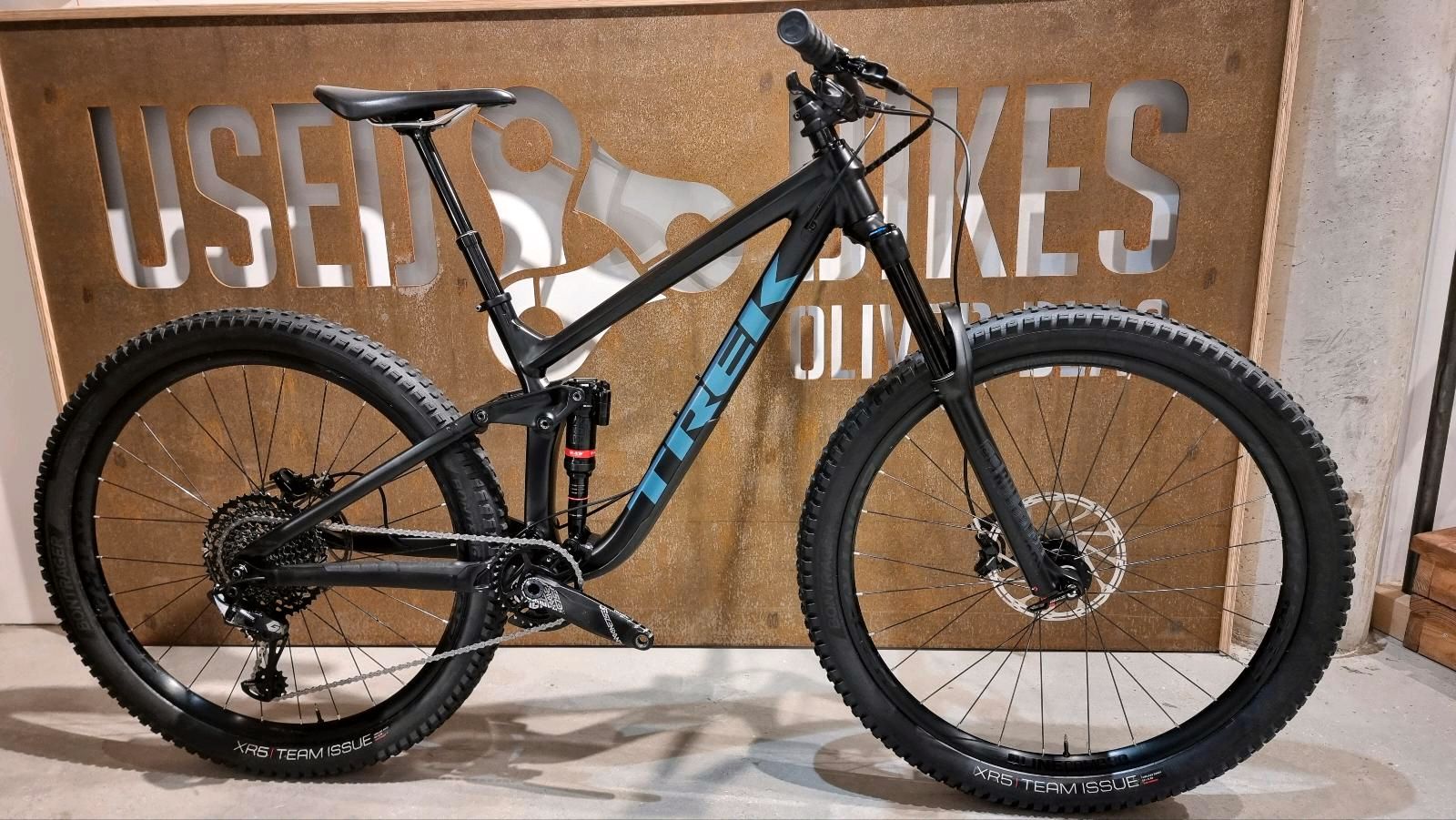 Trek Slash 8 used in M | buycycle