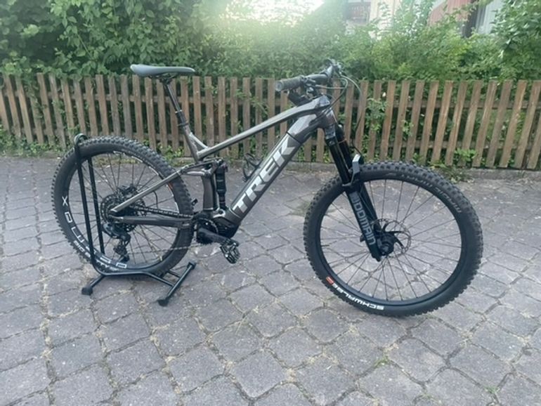 Trek Rail 7 used in XL | buycycle