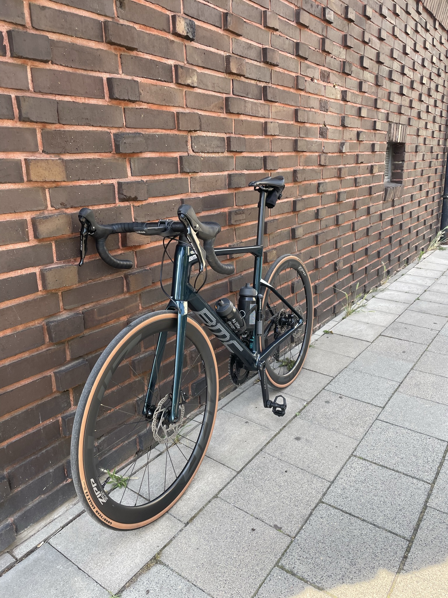 BMC Roadmachine SEVEN used in 56 cm | buycycle