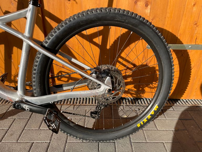 Orbea LAUFEY H30 used in LG | buycycle USA