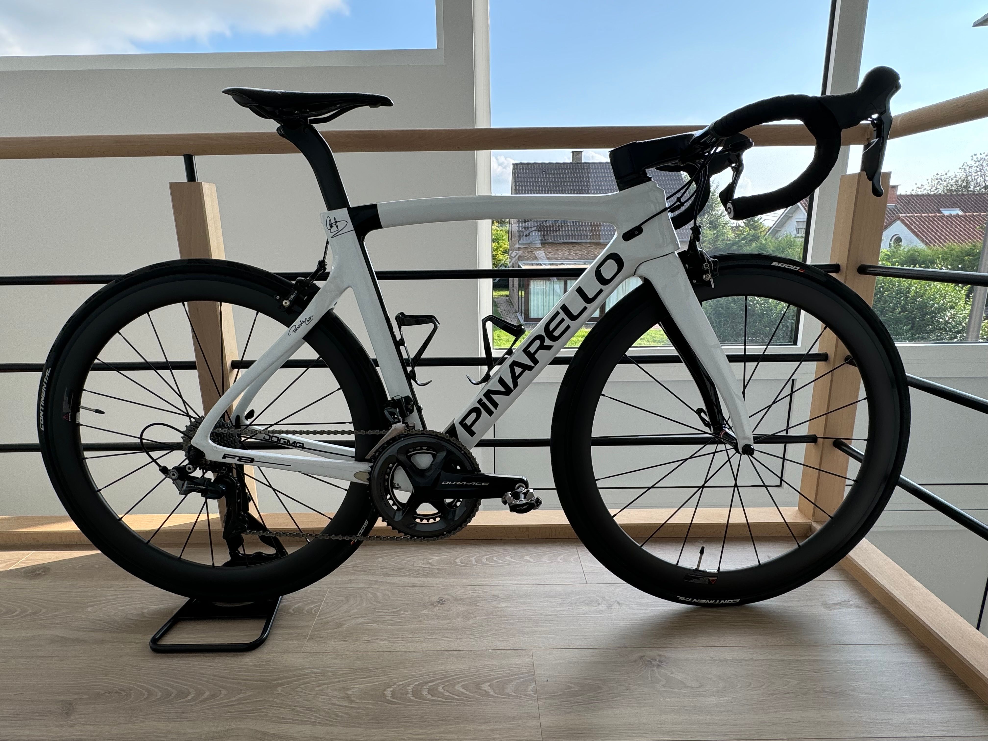 Pinarello F8 used in 54 cm | buycycle UK