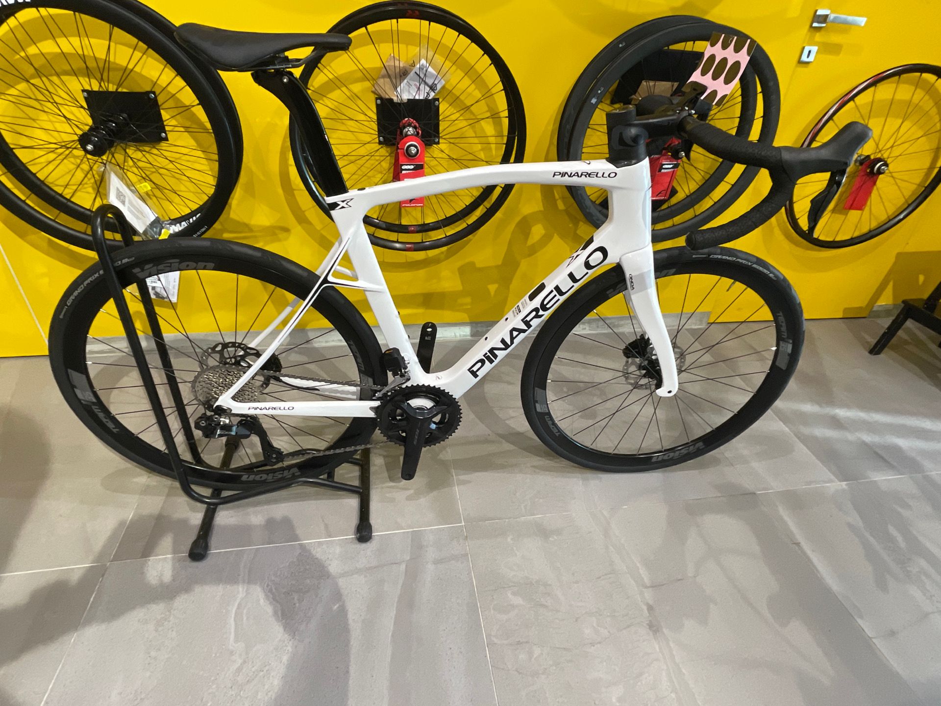 Pinarello X5 SHIMANO 105 Di2 used in 54 cm | buycycle USA