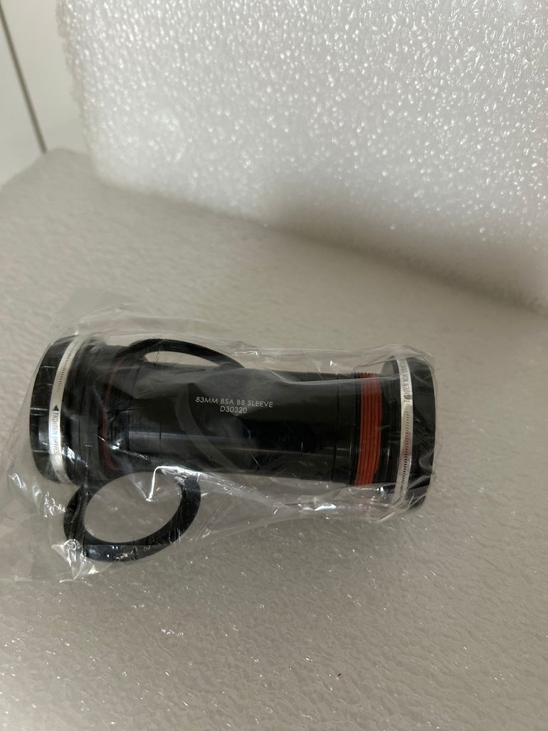 Race Face Race Face CINCH BSA 83 mm null