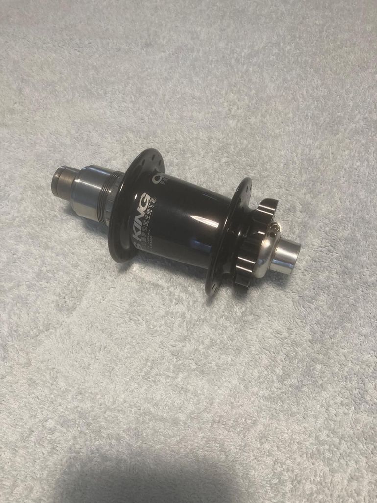 Chris King CHRIS KING ISO Rear hub disc - 142x12 28H - black - used ...