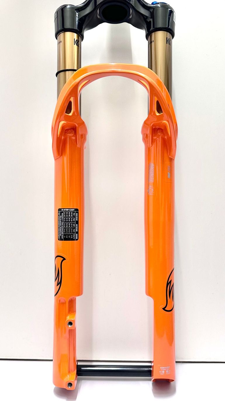 Fox 32 SC Factory Grip SL 100 mm 2025