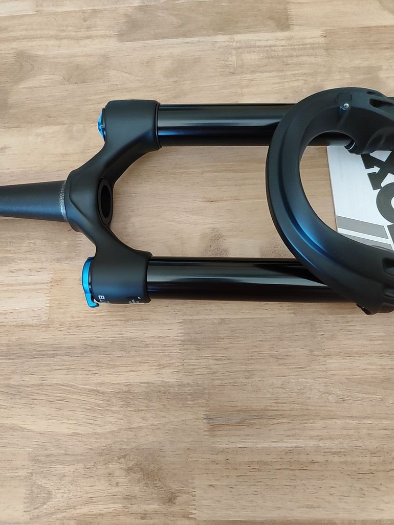 Fox Fox 38 Performance 170mm 29" E-Bike 2023