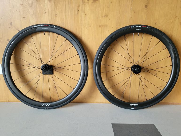 OQUO Paire de roues CARBONE vélo route OQUO RP35TEAM moyeux ZIPP – Neuves 2025