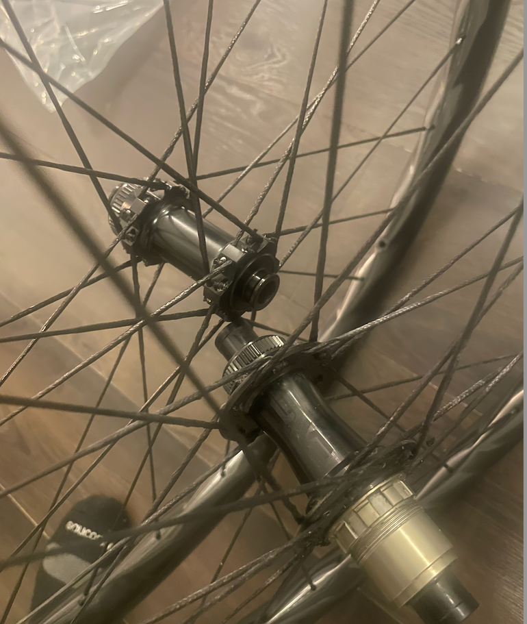 Enve Carbon Gravel Wheel set-sub 1300g, Berd spokes, enve hub, light ...