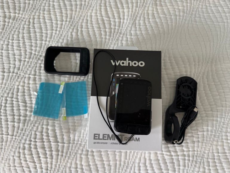 Wahoo Element Roam V2 2024