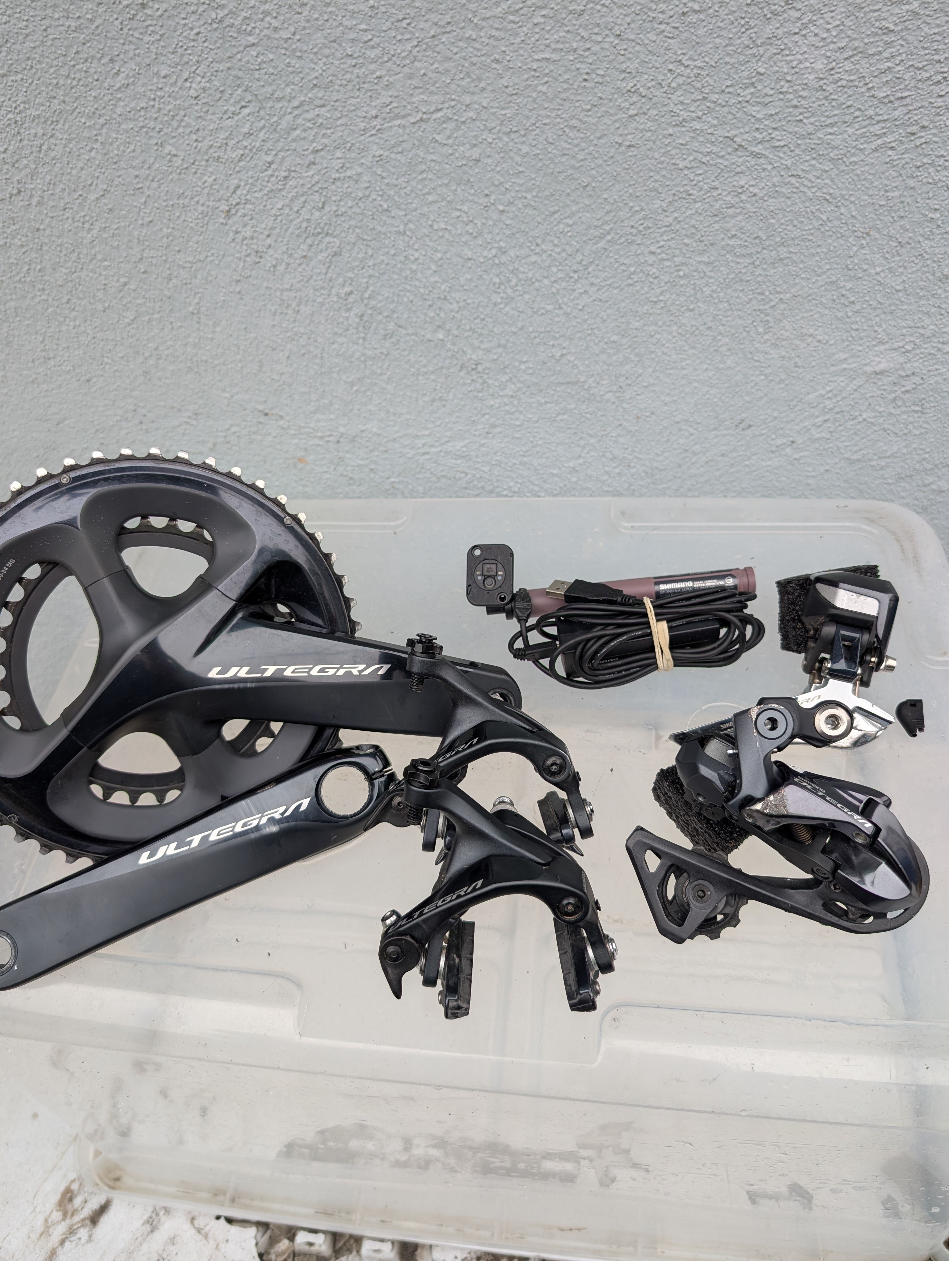 Shimano Shimano Ultegra R8050 Di2 Rim Brake Groupset null