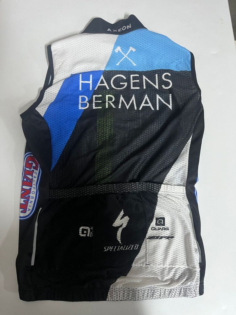 Ale cycling Official Axeon vest 2018