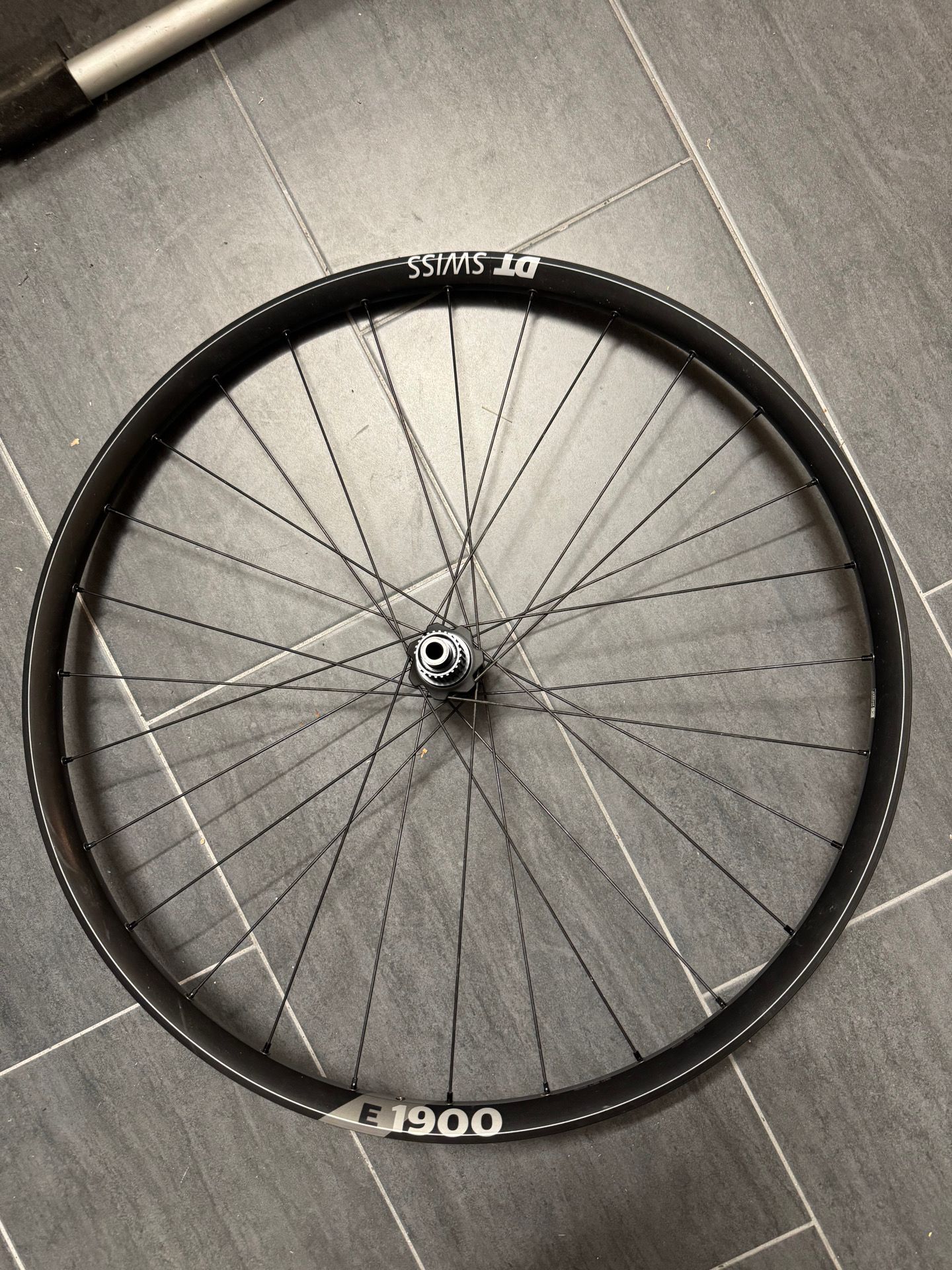 Dt Swiss DT Swiss E 1900 Spline 29“ 30mm CL Boost Shimano Micro 2024