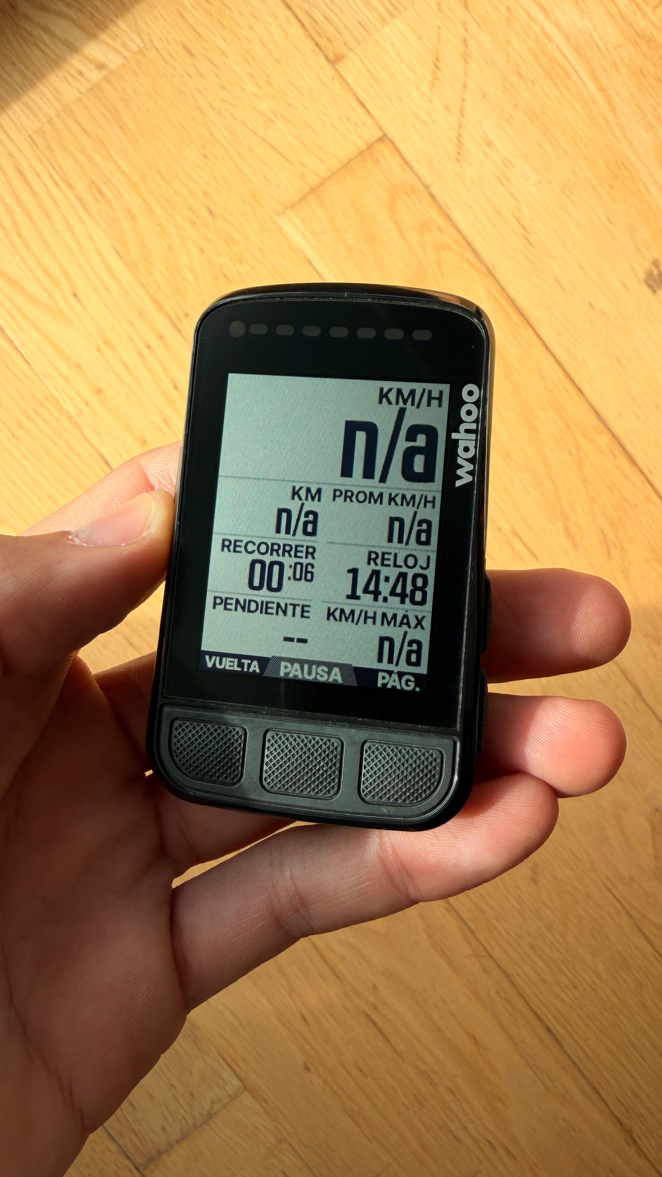 Wahoo ELEMNT BOLT V2 GPS Cycling Computer